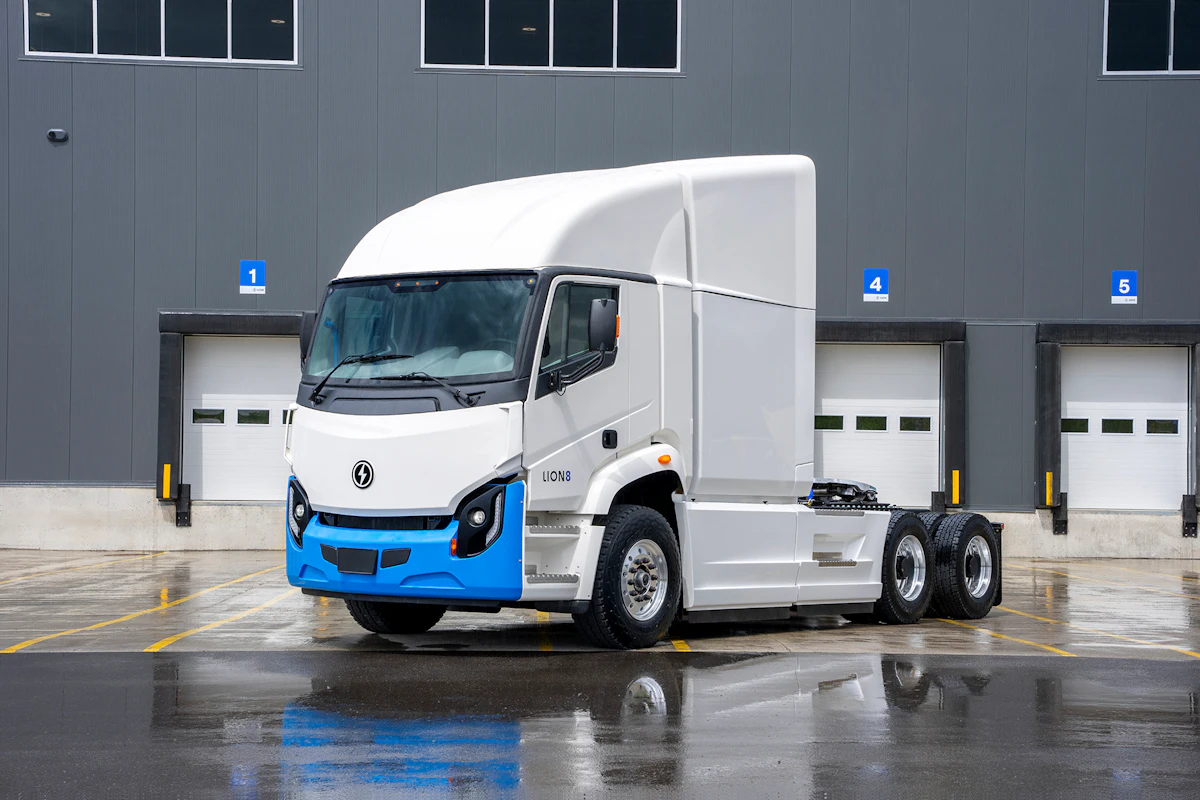 Lion Electric saved by Canadian investors | Clean Trucking